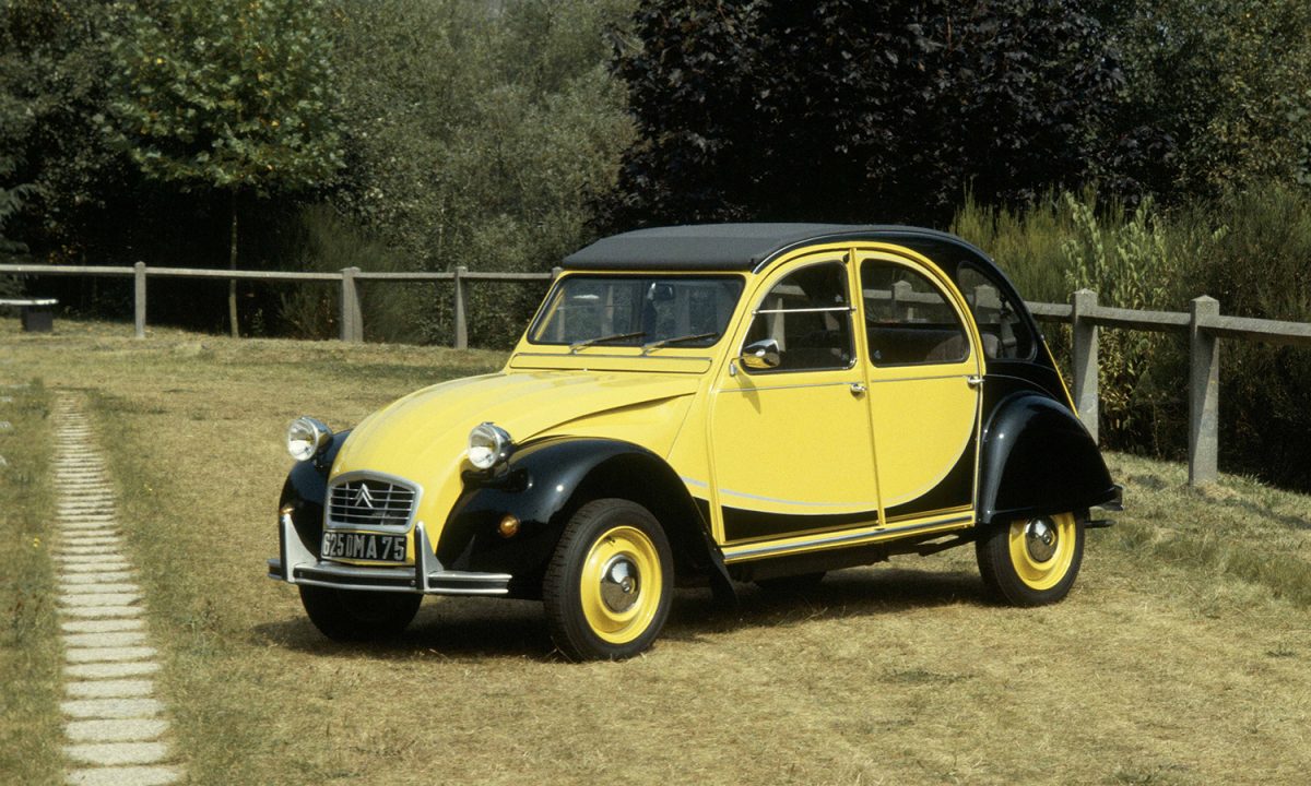 Se cumplen 30 años del adiós al Citroën 2 CV, todo un mito