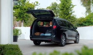 Chrysler Pacifica: Stellantis la mantendrá a la venta así hasta 2026