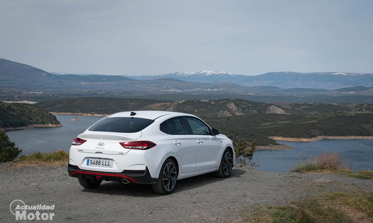 Prueba Hyundai i30 Fastback N Line 1.5 TGDI 160 CV 48V