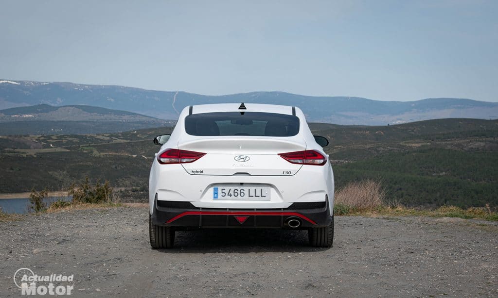 Prueba Hyundai i30 Fastback N Line 1.5 TGDI 160 CV 48V