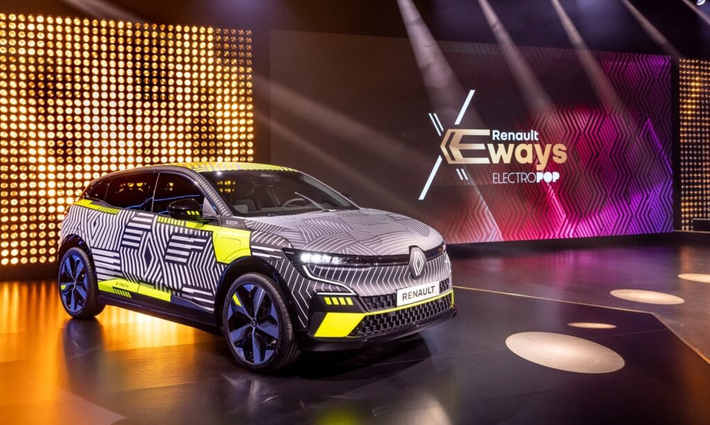 Mobilize Limo: La berlina eléctrica de Renault que no podrás comprarte…
