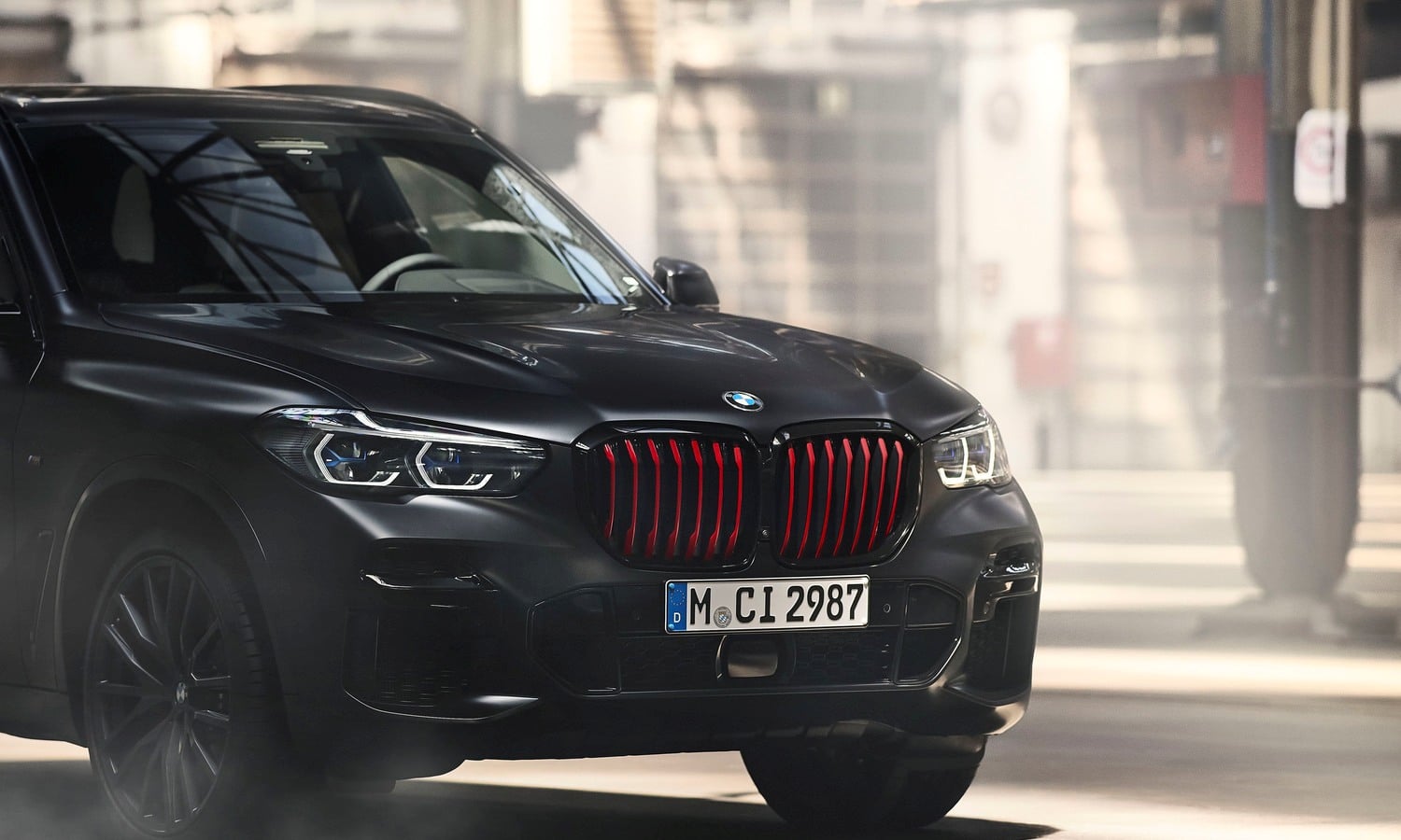 The BMW X5 and X6 debut the Black Vermilion edition, how much do they cost?