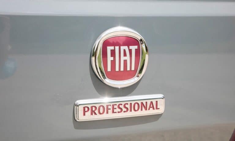 Nuevo Fiat TRIS: El triciclo eléctrico que revoluciona el reparto urbano