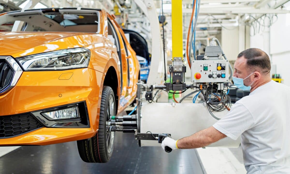 Im Werk Mladá Boleslav beginnt die Produktion des Skoda Fabia