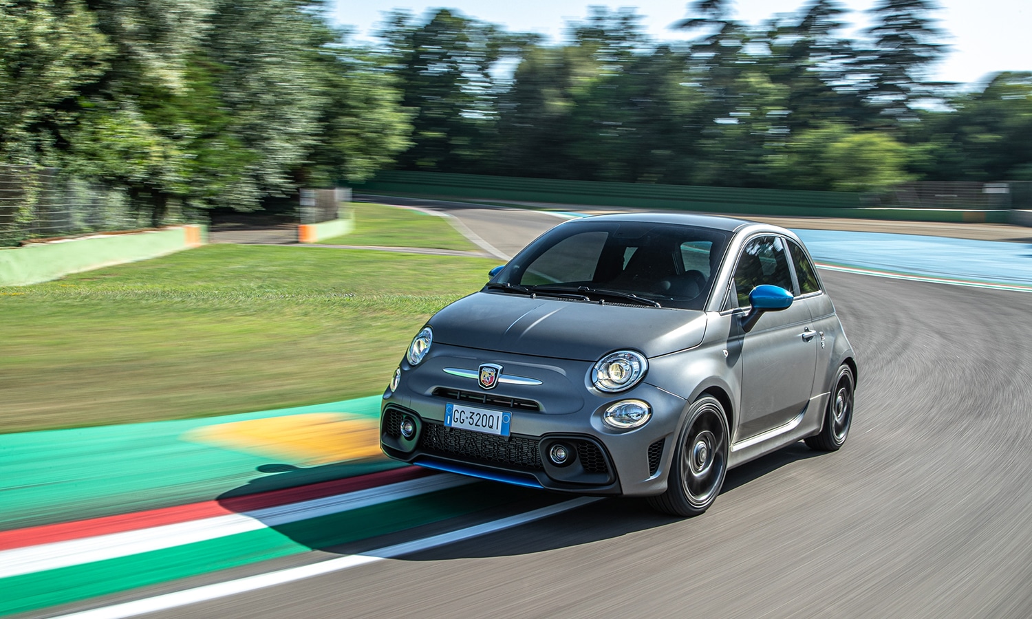 Abarth F595，新版本再次向比賽致敬