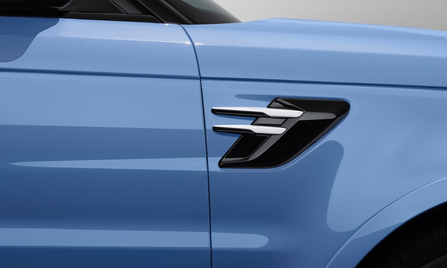 Range Rover Sport SVR Ultimate Edition: Lujo y potencia al estilo «British»
