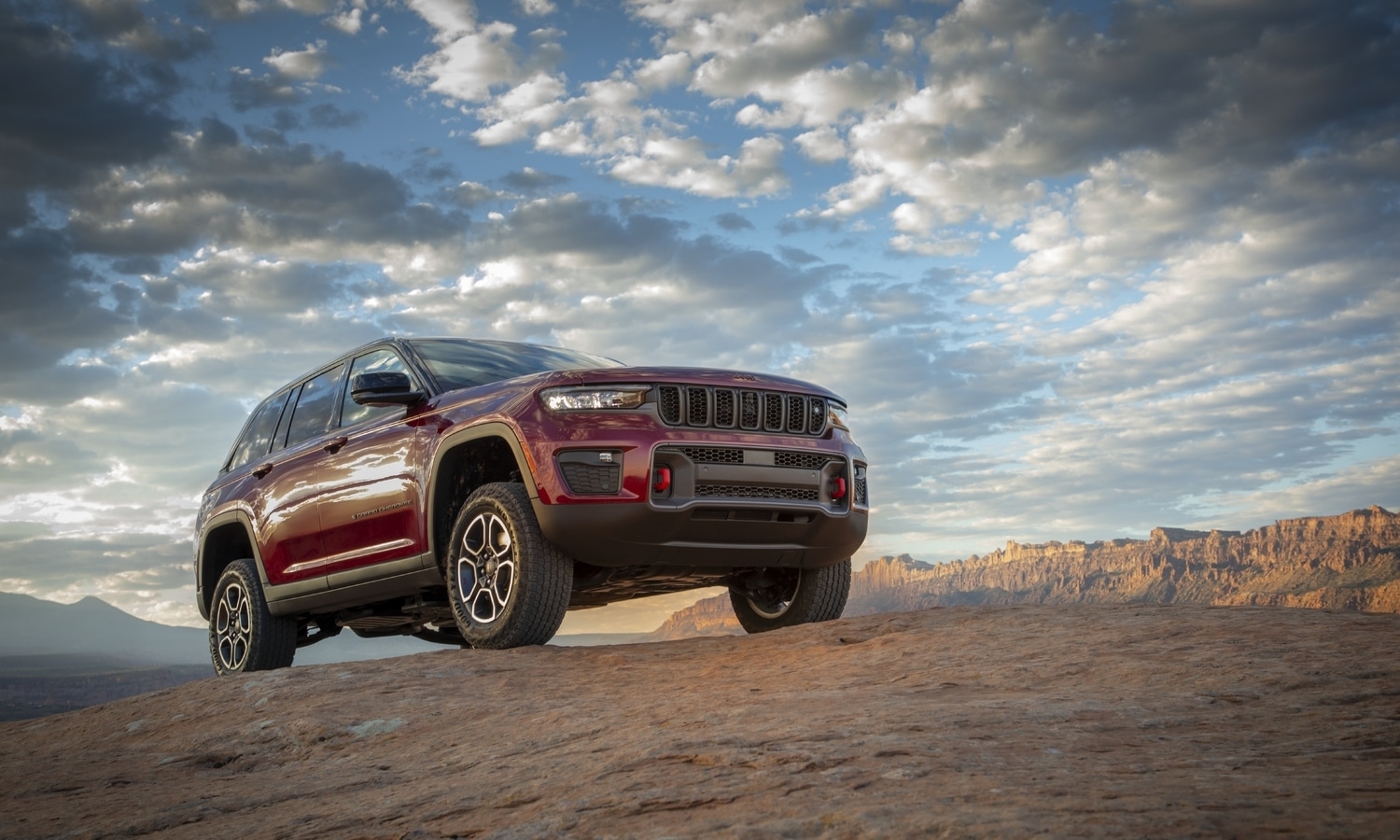 Jeep Grand Cherokee: La versión europea y la híbrida 4xe ya son oficiales