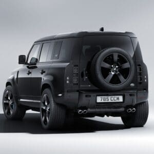 Land Rover tiene el coche perfecto para 007: El Defender V8 Bond Edition