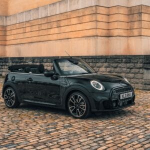 Mini actualiza todo su catálogo con la versión especial Shadow Edition