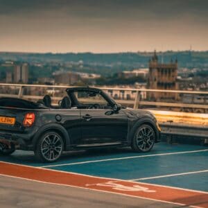 Mini actualiza todo su catálogo con la versión especial Shadow Edition