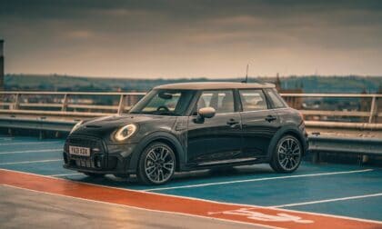 Mini actualiza todo su catálogo con la versión especial Shadow Edition