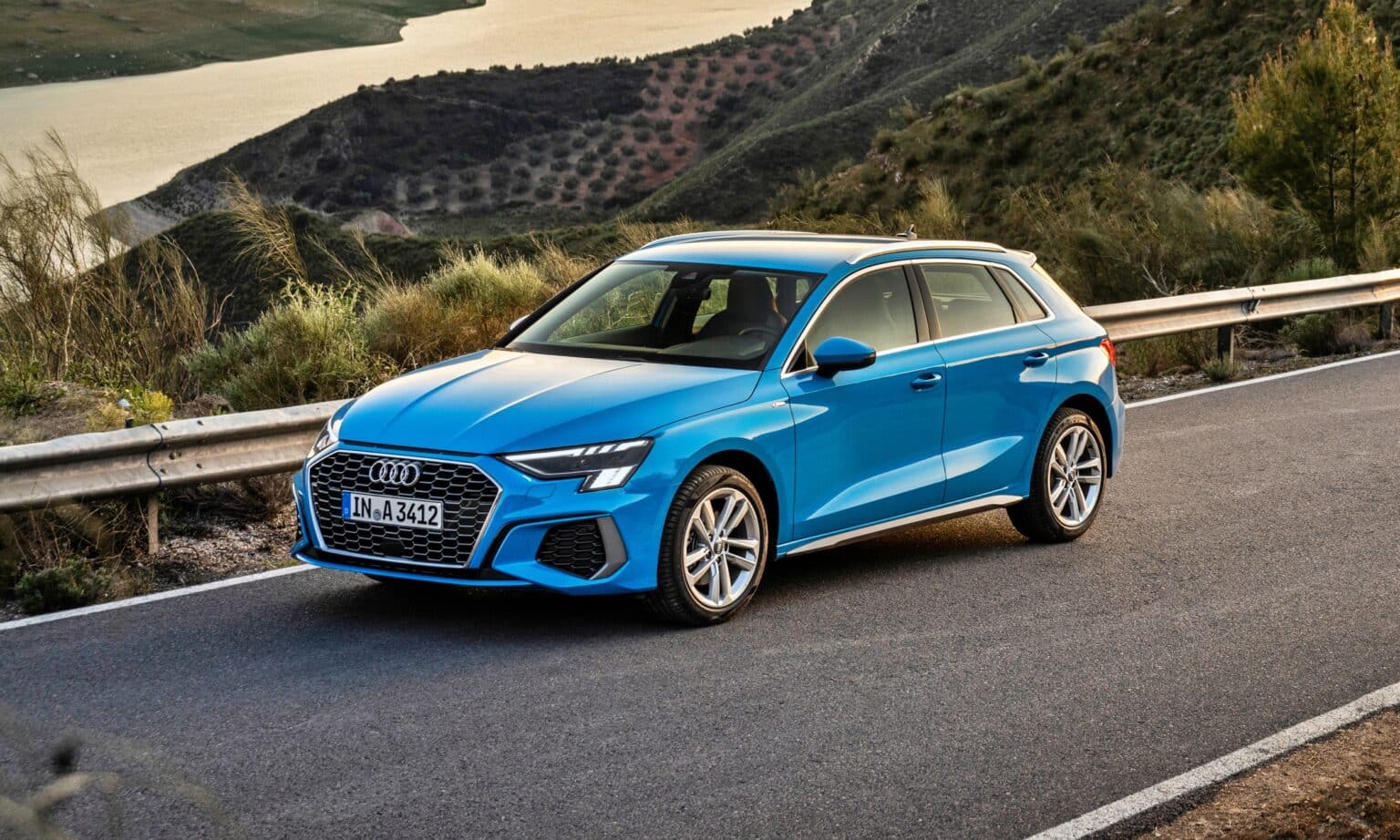 Un Audi A3 coupe similar al Mercedes-Benz CLA se planea en Ingolstadt ...