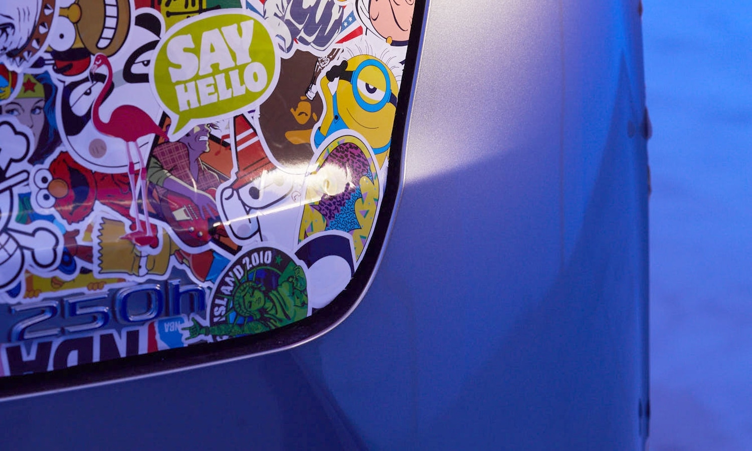 Lexus UX Sticker Bomb ¿Te comprarías un coche que luce «callejero»…?