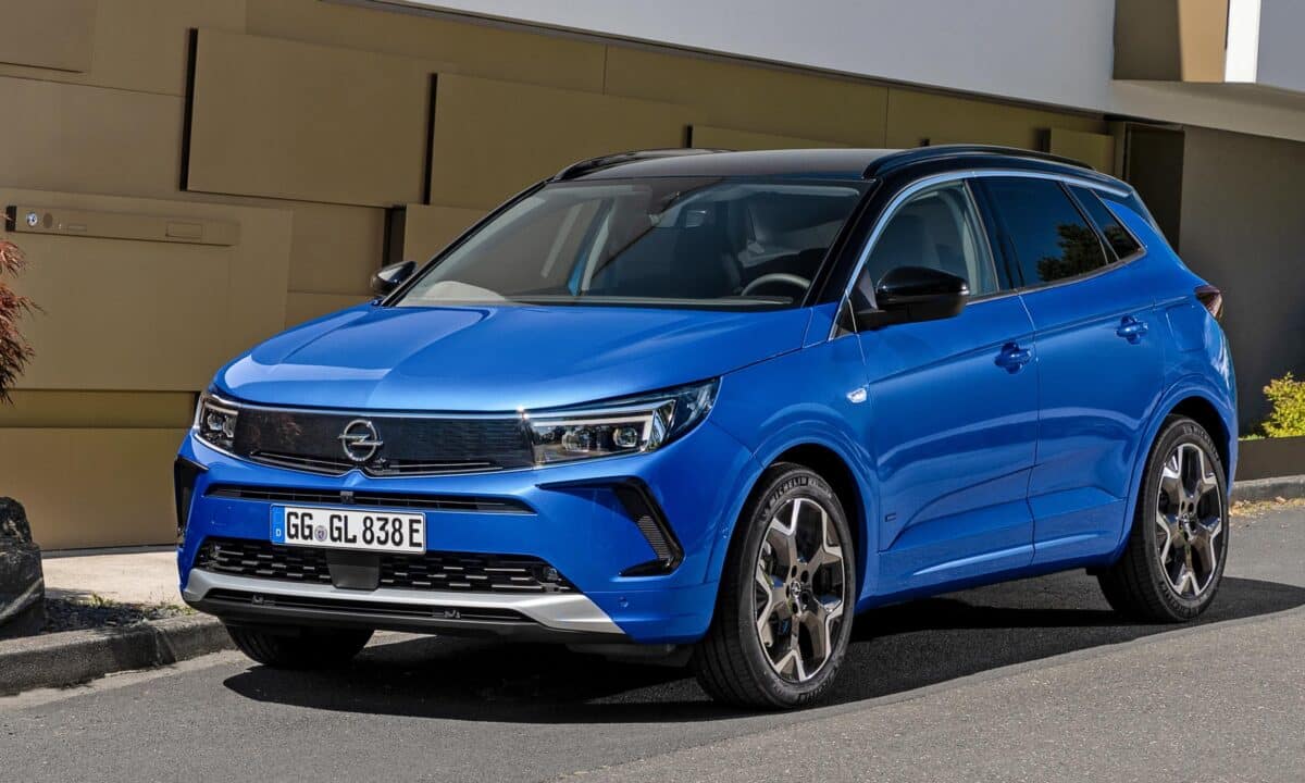 Opel Grandland GSe: Híbrido PHEV con 300 CV y tracción 4×4…