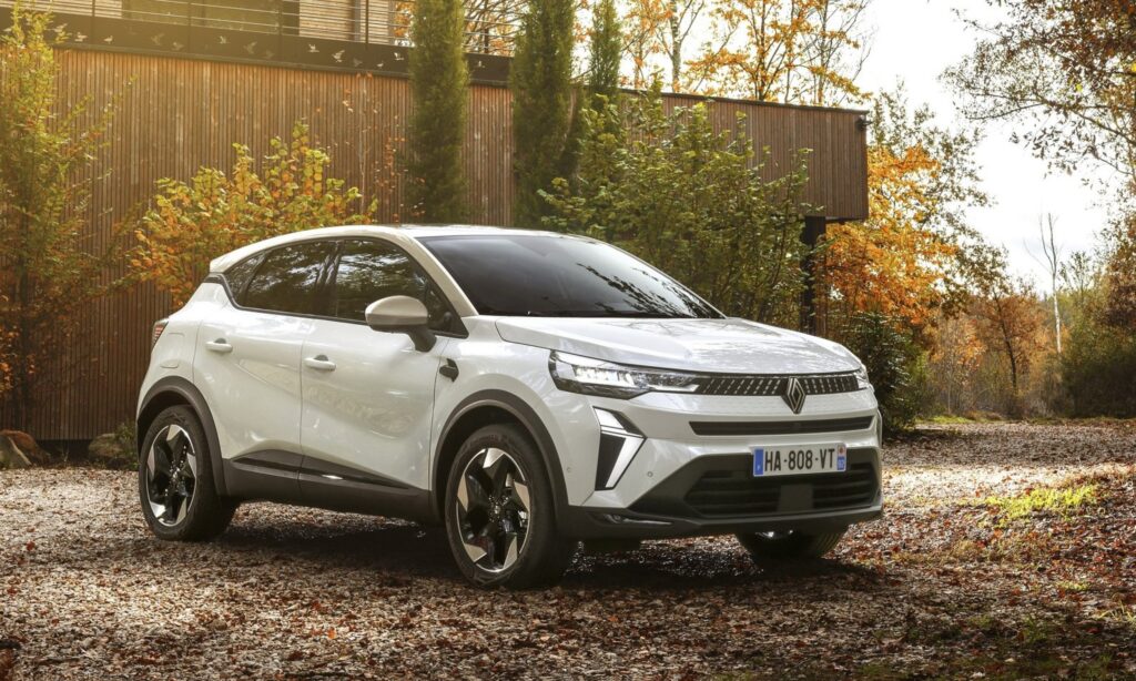 Questi i prezzi della nuova Renault Captur 2024 (da meno di 22.000 euro)