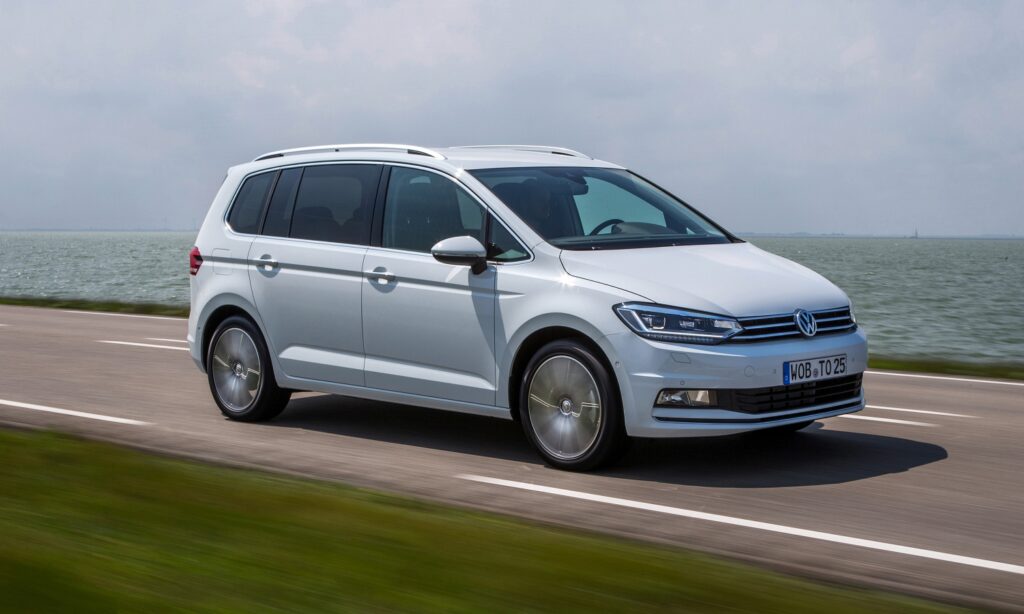 Volkswagen estudia un nuevo monovolumen eléctrico compacto para ampliar ...