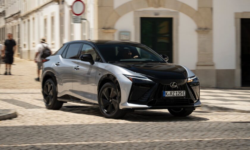 Lexus RZ: La versión 300e FWD de 201 CV llega a los EEUU…