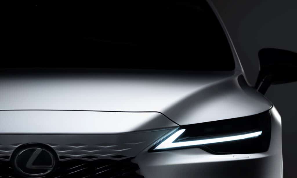 Lexus RX: La nueva generación se deja ver en estos oscuros teasers…