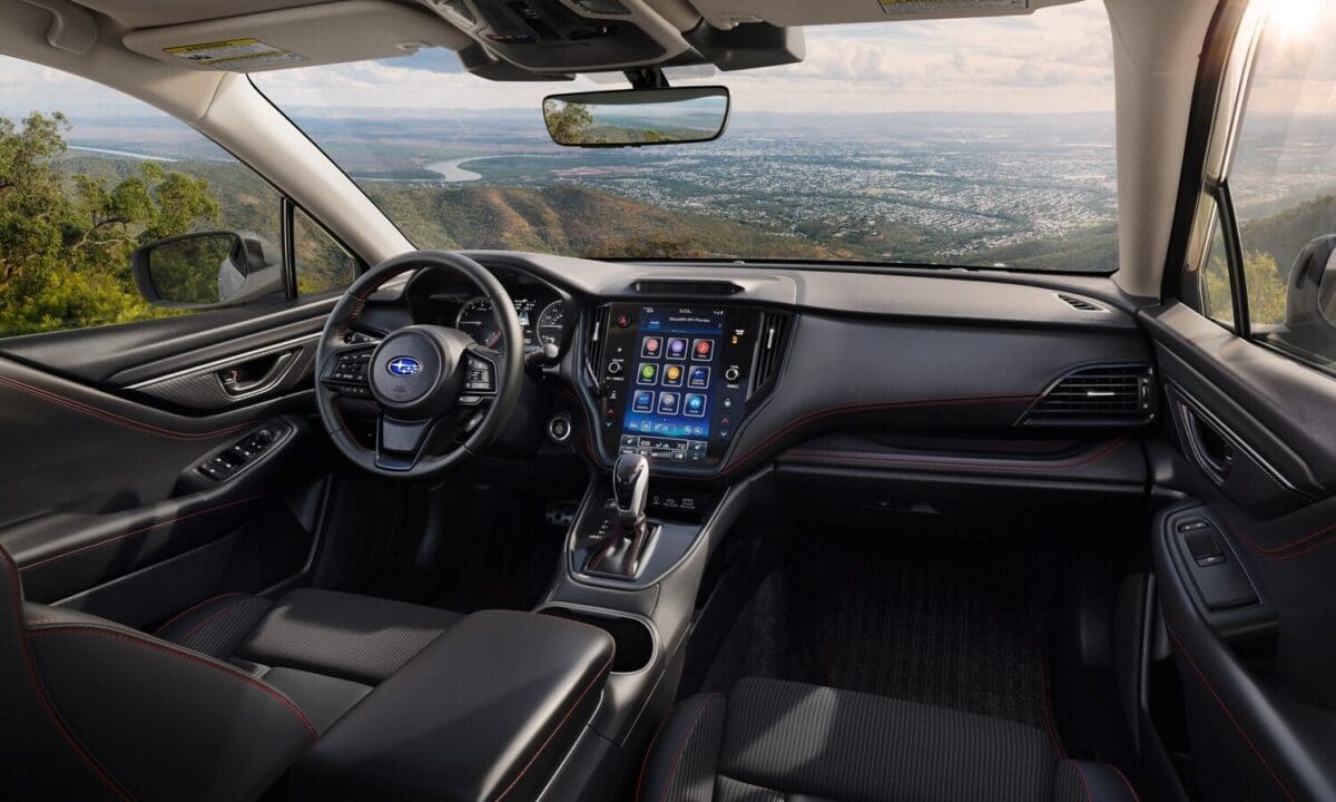 Subaru Legacy je aktualizované, aby držalo krok s rastúcim SUV…