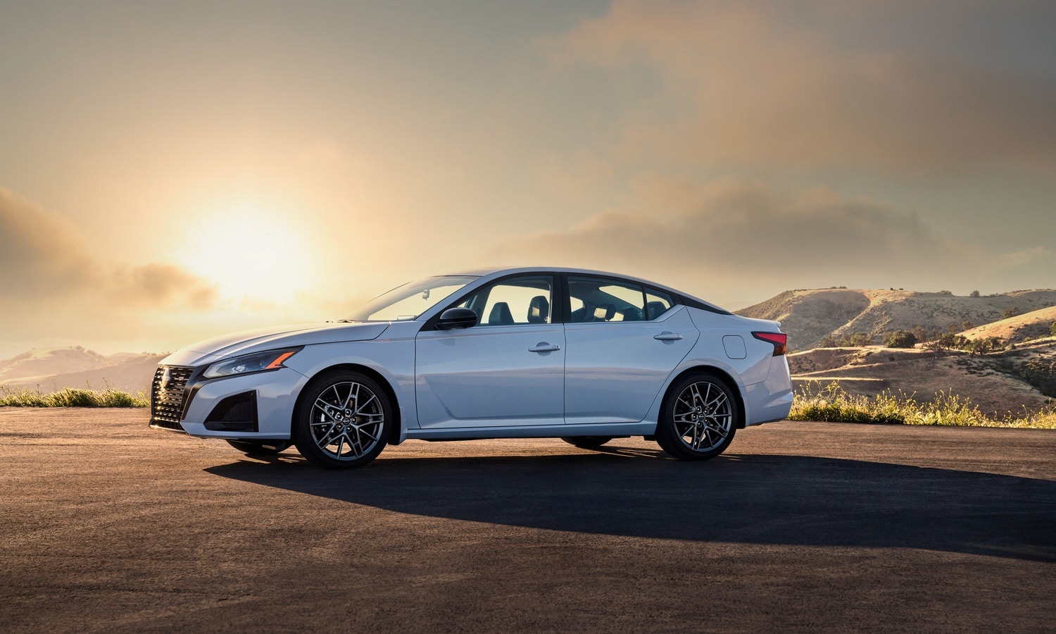 Nissan Altima MY23: Con este restyling mejora defectos y ensalza virtudes
