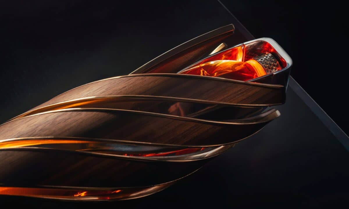 Bentley se asocia a The Macallan para lanzar su primer whisky…