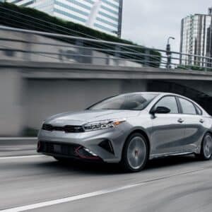 Kia Forte: La berlina derivada del Ceed se actualiza de cara a 2023