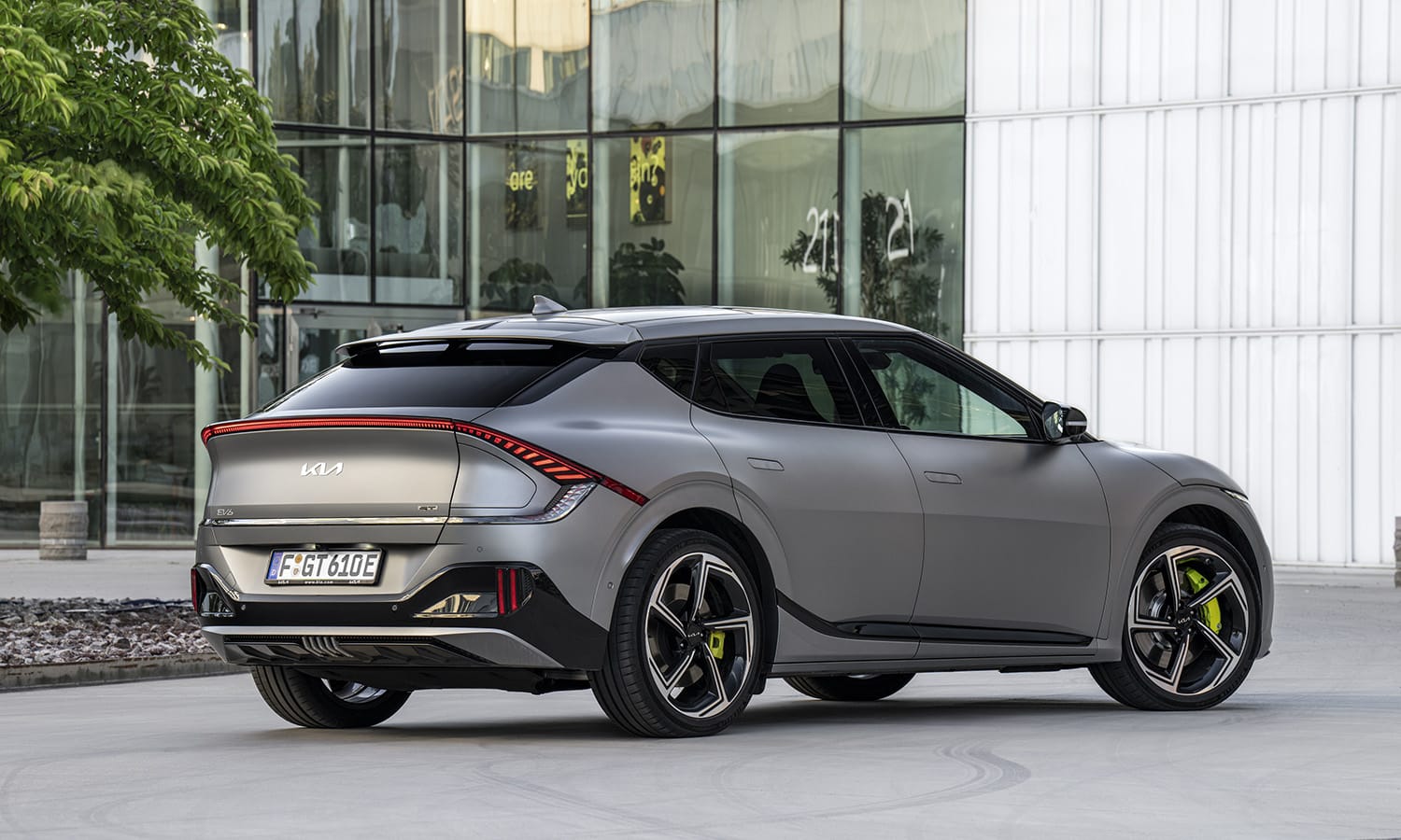 ¡KIA EV6 GT! 585 CV, 260 km/h y… modo Drift (entre otras cosas)