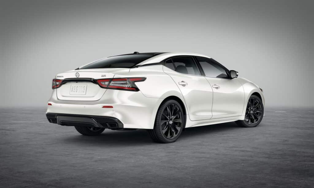 The Nissan Maxima says goodbye because of the SUV's fever...