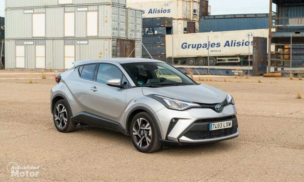 Prueba Toyota CH-R 125H Advance 2022 (con vídeo)