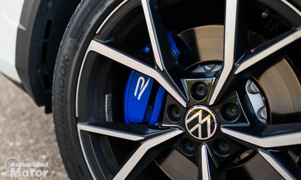 Prueba Volkswagen T-Roc R de 300 CV 2022 (con vídeo)