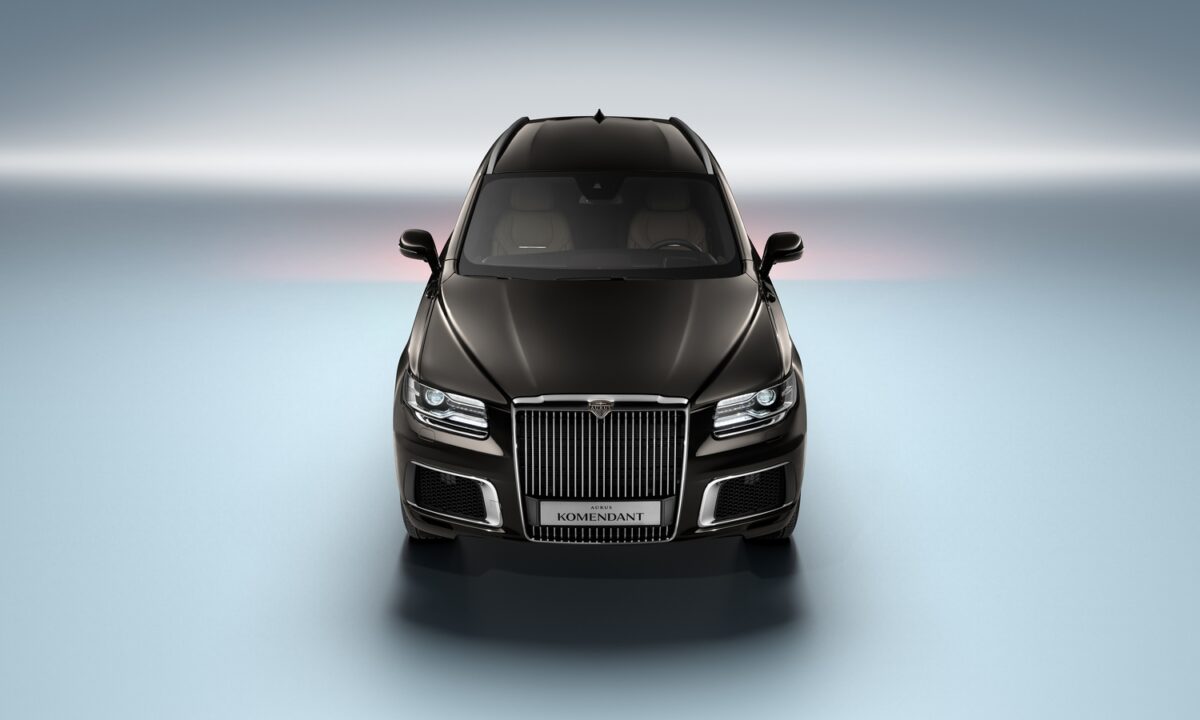 Aurus planea ensamblar sus modelos en fábrica rusa de Toyota…