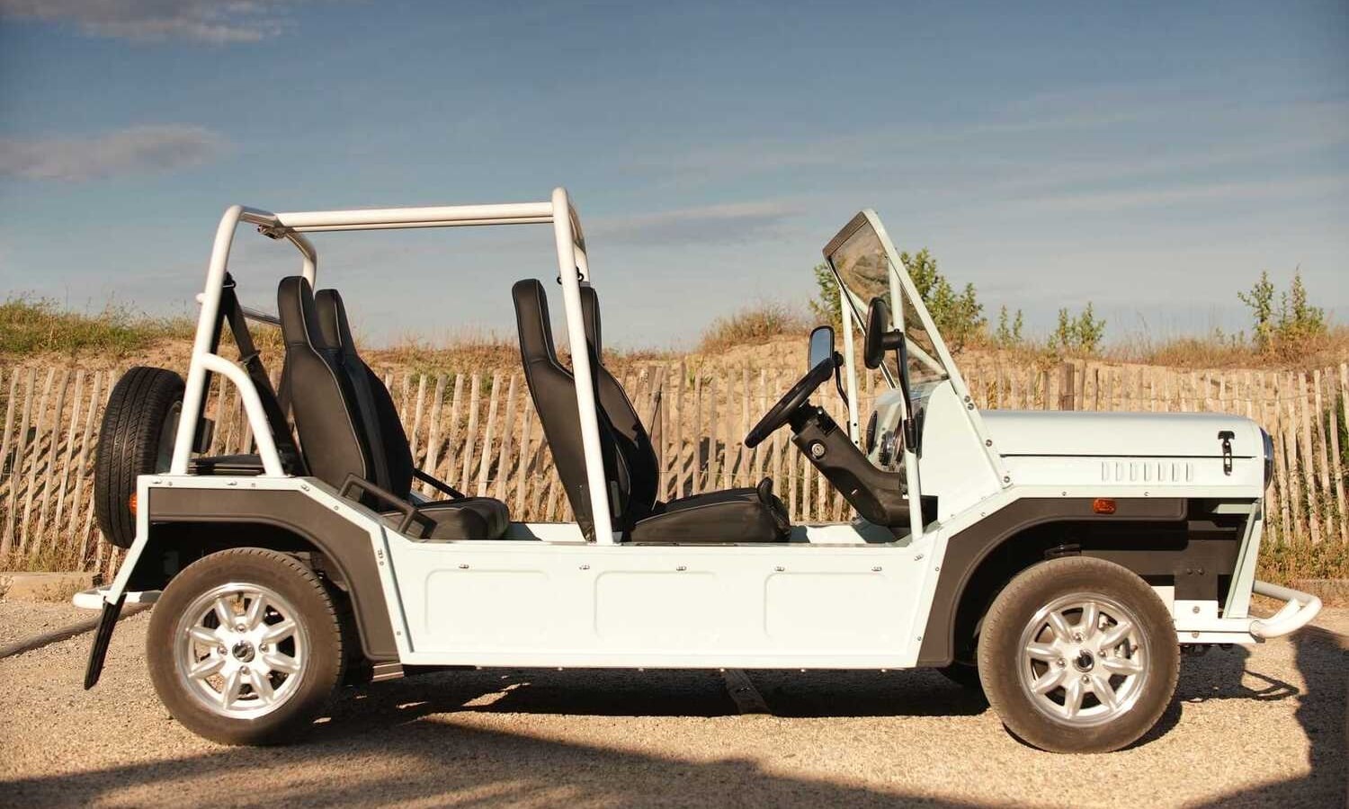 Moke International vuelve a EEUU con el Electric Moke Californian