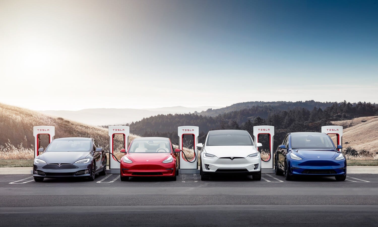 Tesla celebra que ya tiene 10 mil Superchargers en toda Europa…