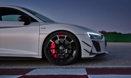 The Audi R8 will return in 2027 as a plug-in hybrid with Lamborghini ...