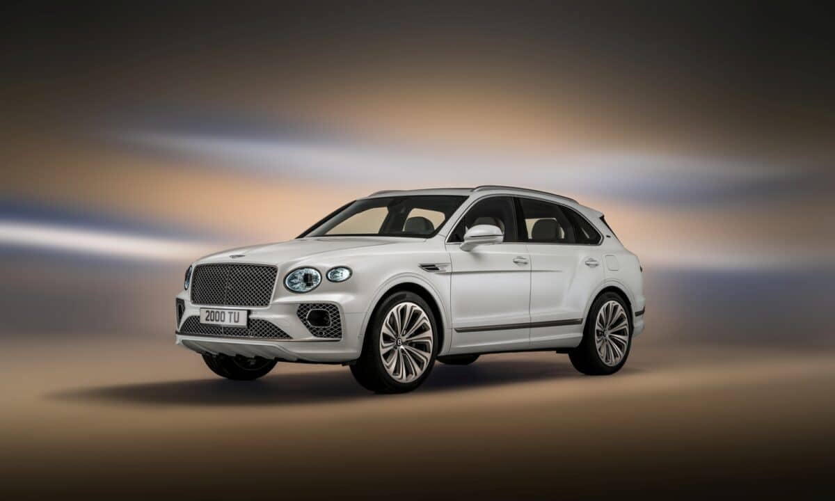 Bentley Bentayga «Pretty in Pink»: Una obra maestra personalizada por ...