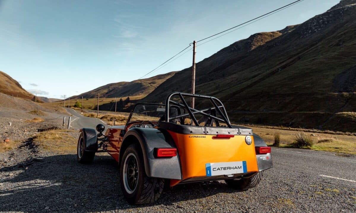 Caterham Seven 340: 170 CV y doble identidad para relevar al 275