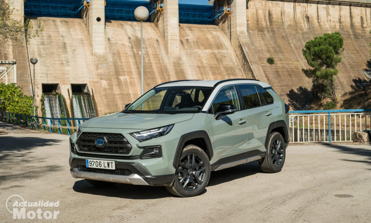 Prueba Toyota RAV4 Adventure 4×4 de 222 CV (con vídeo)