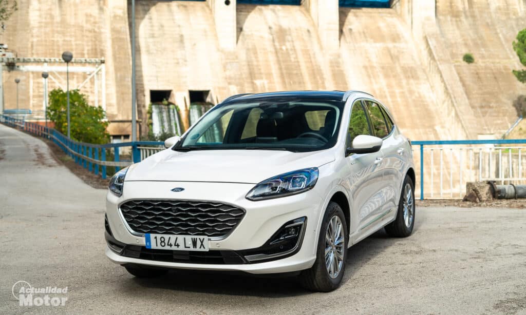 Prueba Ford Kuga FHEV 190 CV AWD Vignale (con vídeo)
