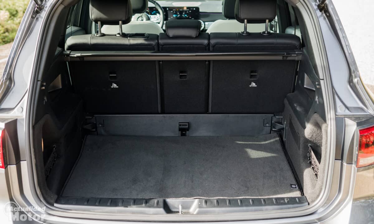 Prueba Mercedes GLB 35 AMG (con vídeo)