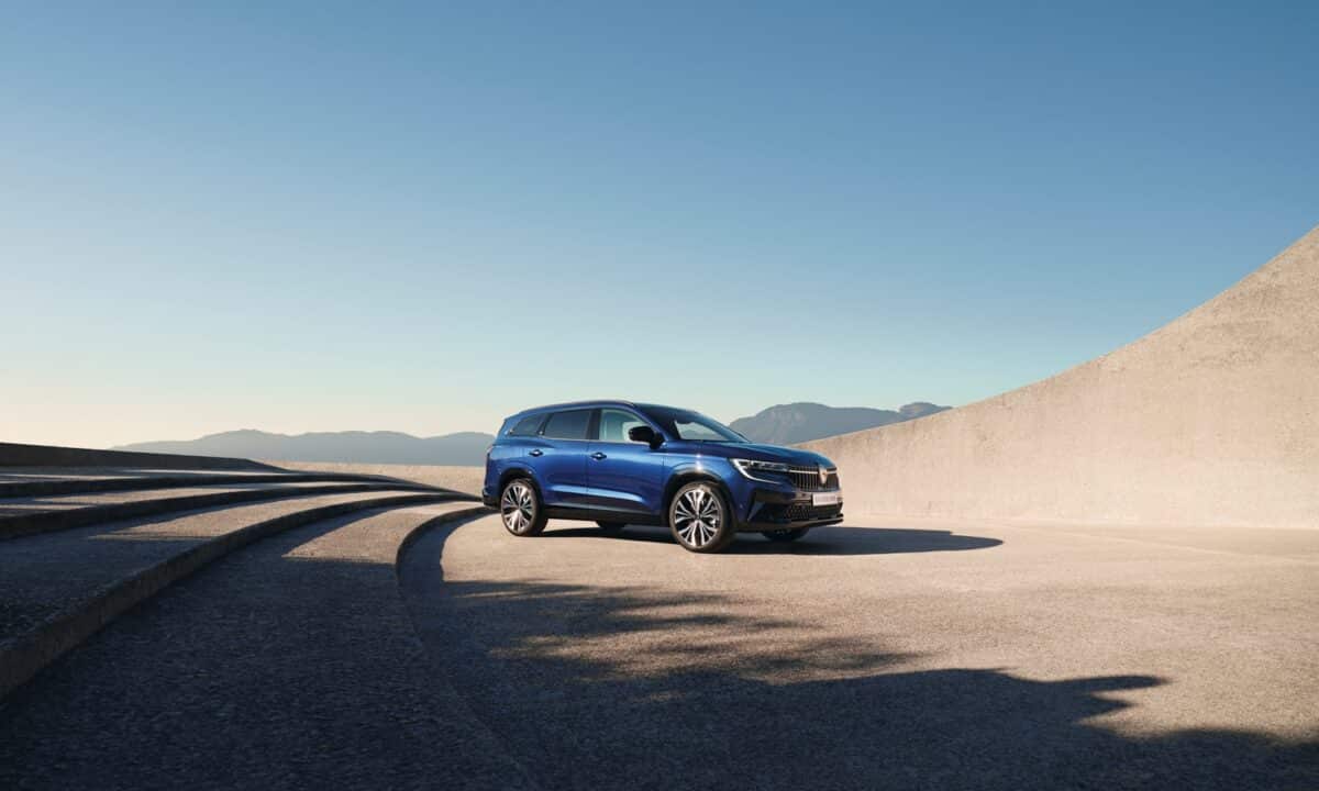 Renault Espace: La minivan clásica ahora es un SUV en toda regla