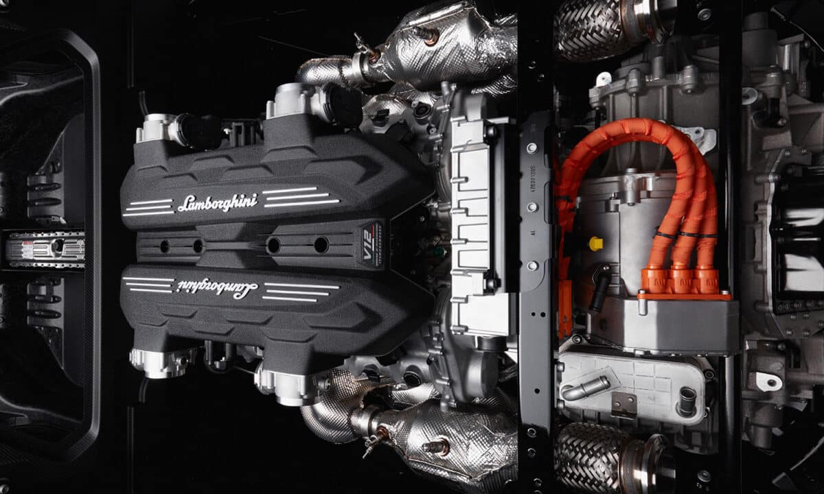 4 engines and more than 1.000 hp for the successor to the Lamborghini ...
