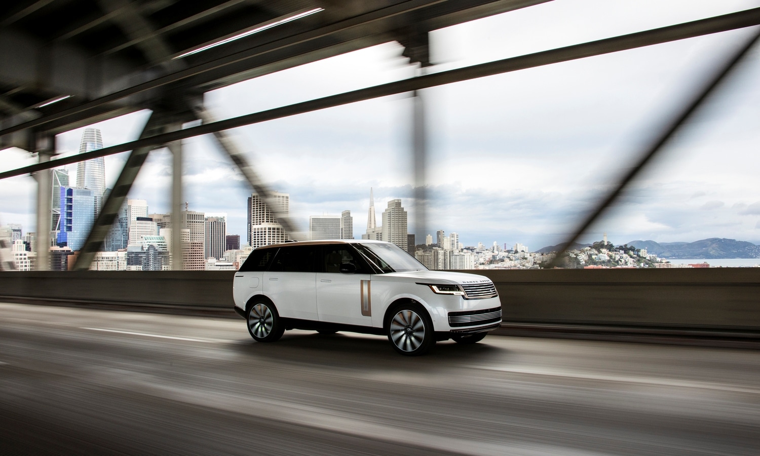 JLR reescribe la estrategia Reimagine y ¿Mata a Land Rover…?