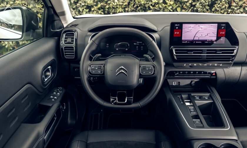 Citroën C5 AirCross: ¿Qué ofrece la versión básica Hybrid 136?