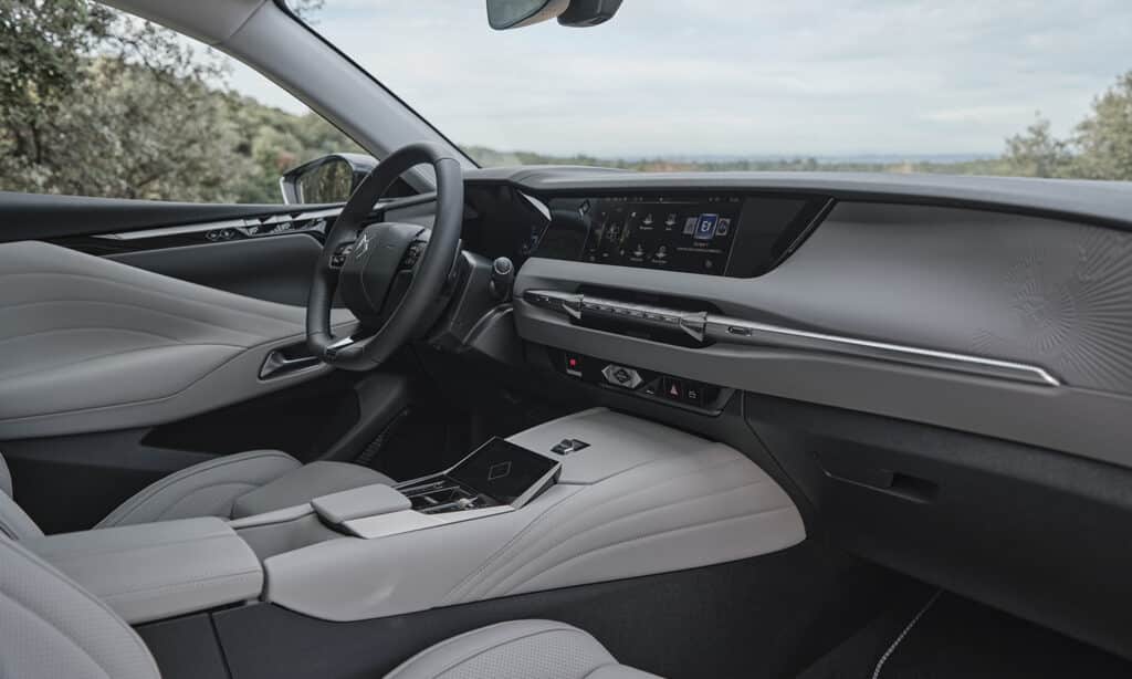 DS 4 Esprit de Voyage, una «colección» por destacar el placer de los viajes