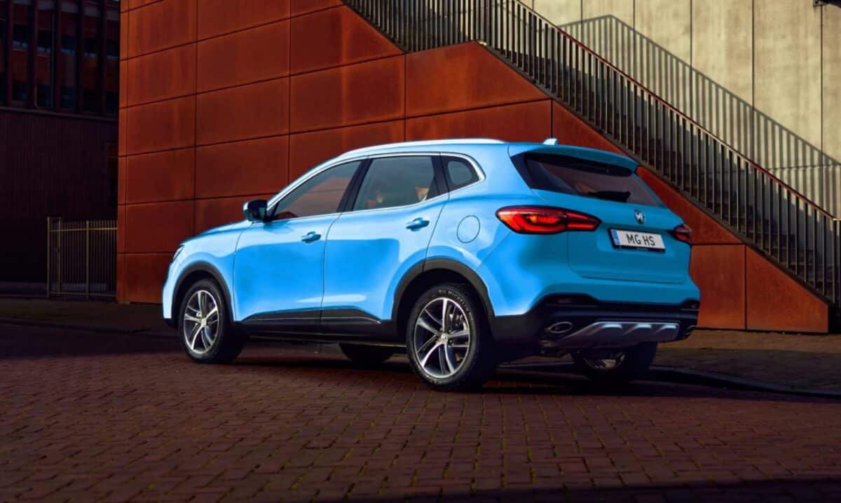 MG HS - Fiche technique, tests, finitions, prix et bien plus ...