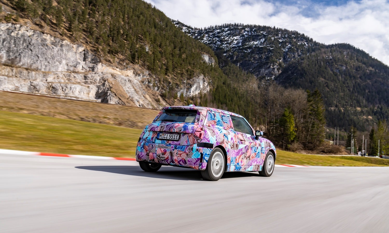 Mini anuncia la potencia y autonomía del nuevo Cooper Electric…