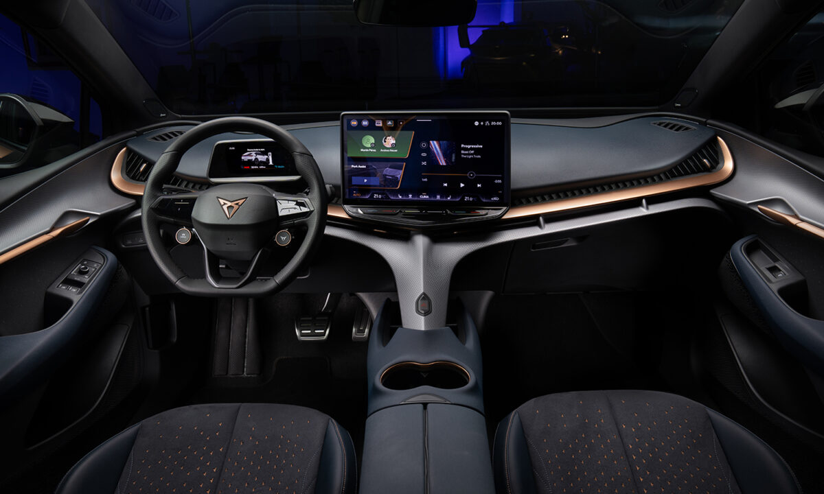 Primer contacto con el Cupra Tavascan, nos subimos al SUV coupé ...