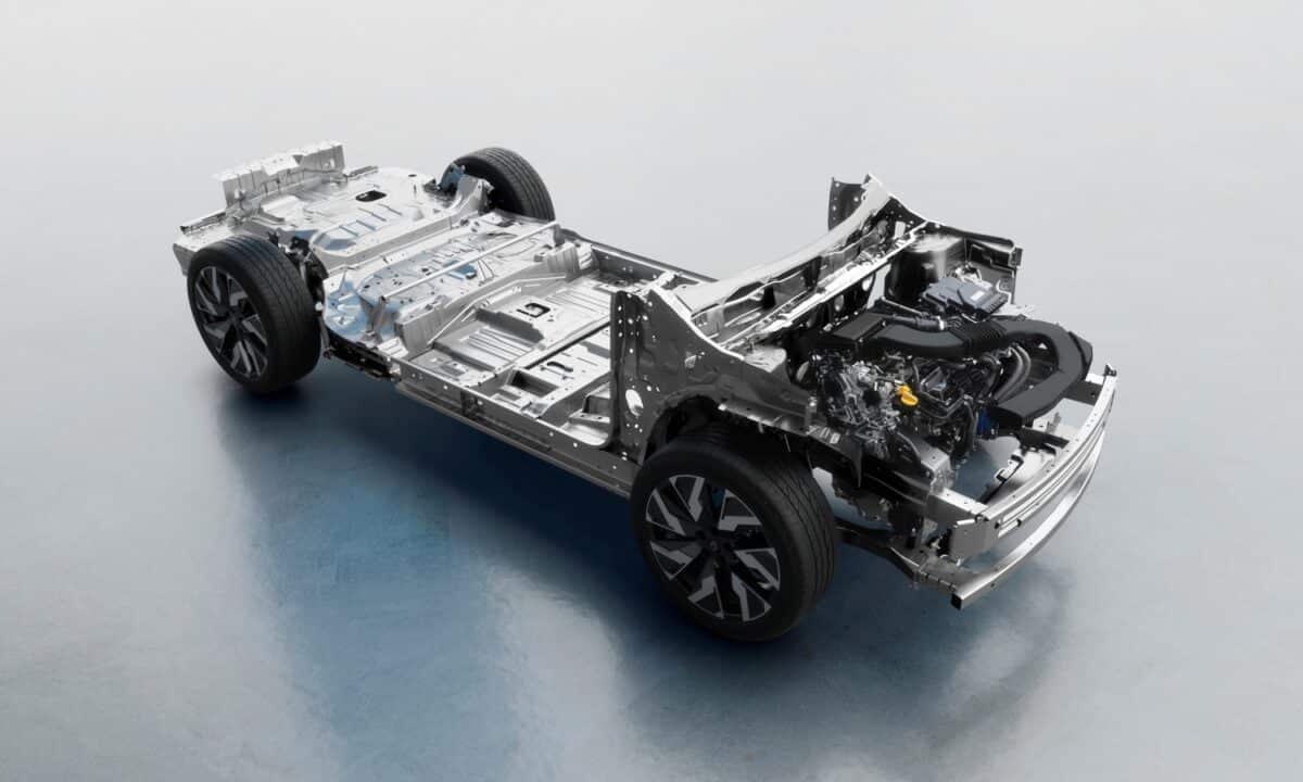 Renault Rafale: El rival del Peugeot 408 tiene 300 CV y es Made in Spain…