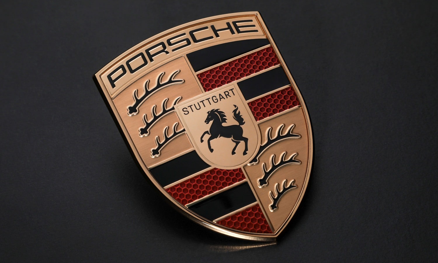 Porsche actualiza su logo ¿Encuentras los cambios o no los ves?