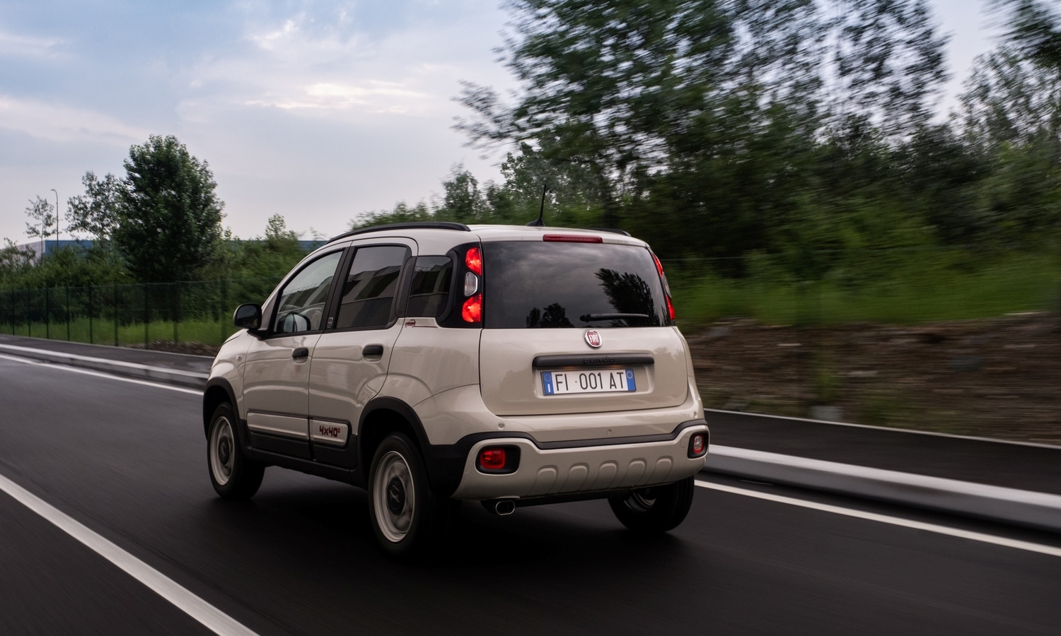 ¿Quieres un buen todo terreno? El Fiat Panda 4×40 es tu coche…